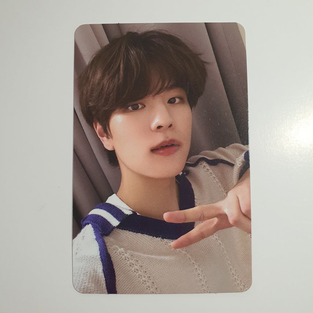 STRAY KIDS - ROCK-STAR SOUNDWAVE LUCKY DRAW 2 PHOTOCARD (SEUNGMIN) – KYYO