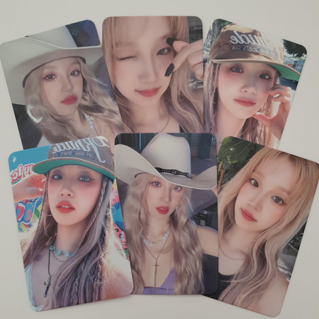 YUQI - YUQ1 SOUNDWAVE PHOTOCARD – KYYO