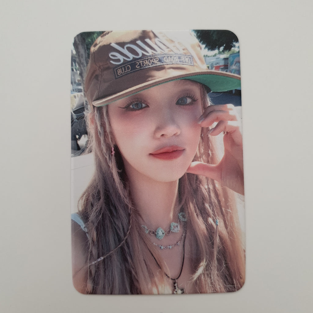 YUQI - YUQ1 SOUNDWAVE PHOTOCARD – KYYO