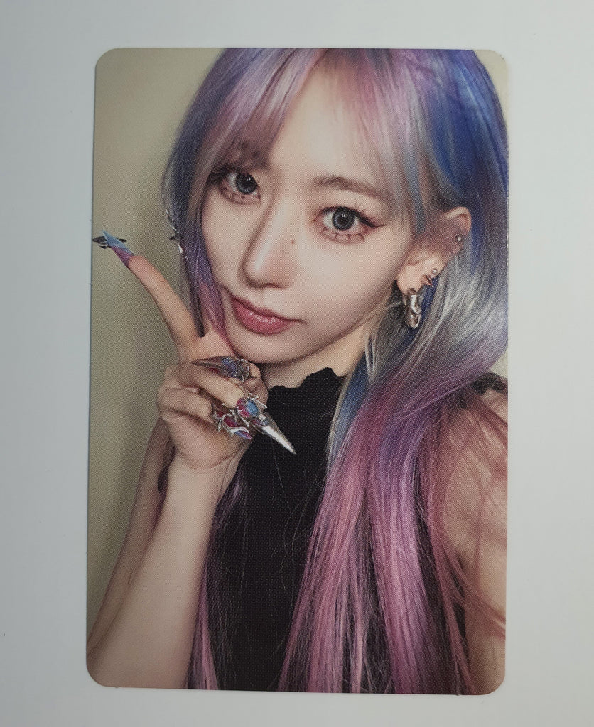 LE SSERAFIM - CRAZY (BALACLAVA) OFFICIAL PHOTOCARD – KYYO