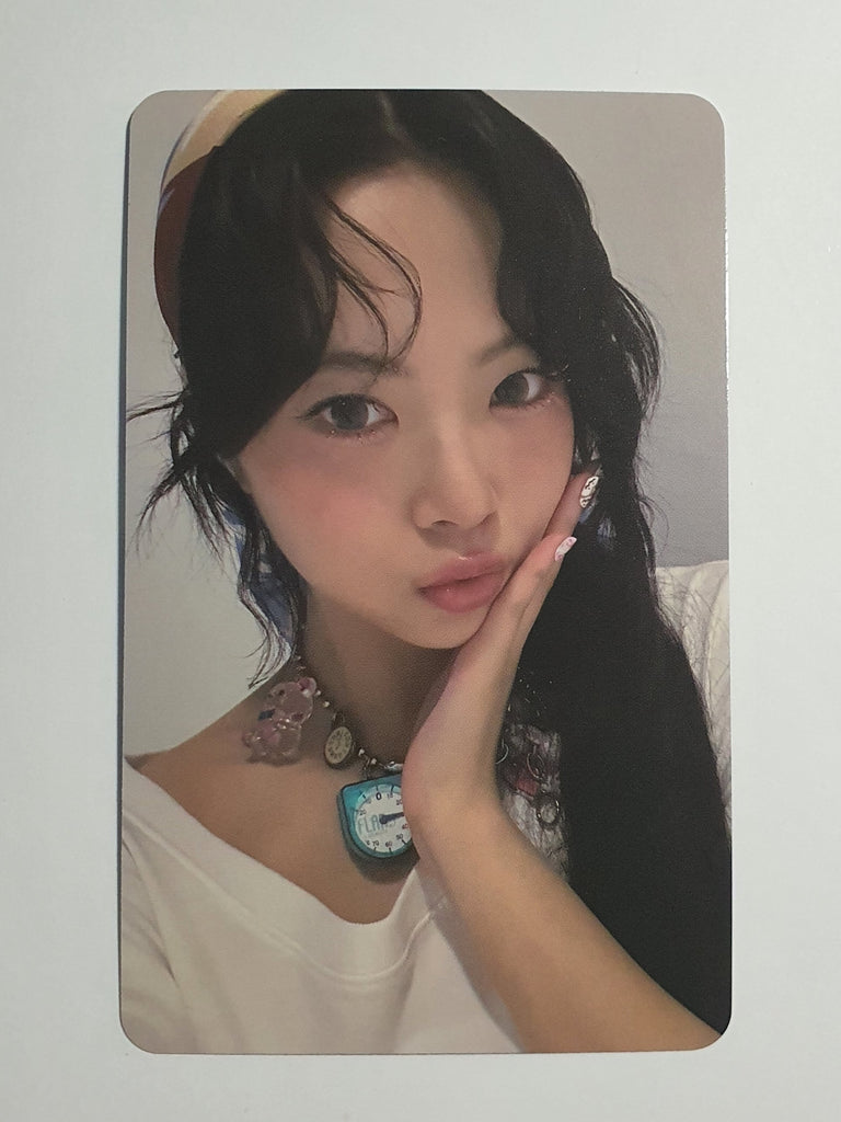 LE SSERAFIM - CRAZY (EUNCHAE) APPLE MUSIC LUCKY DRAW PHOTOCARD – KYYO