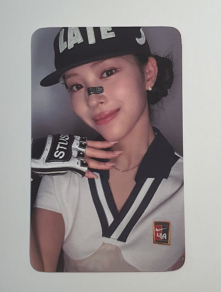 ITZY - GOLD JYP PHOTOCARD – KYYO