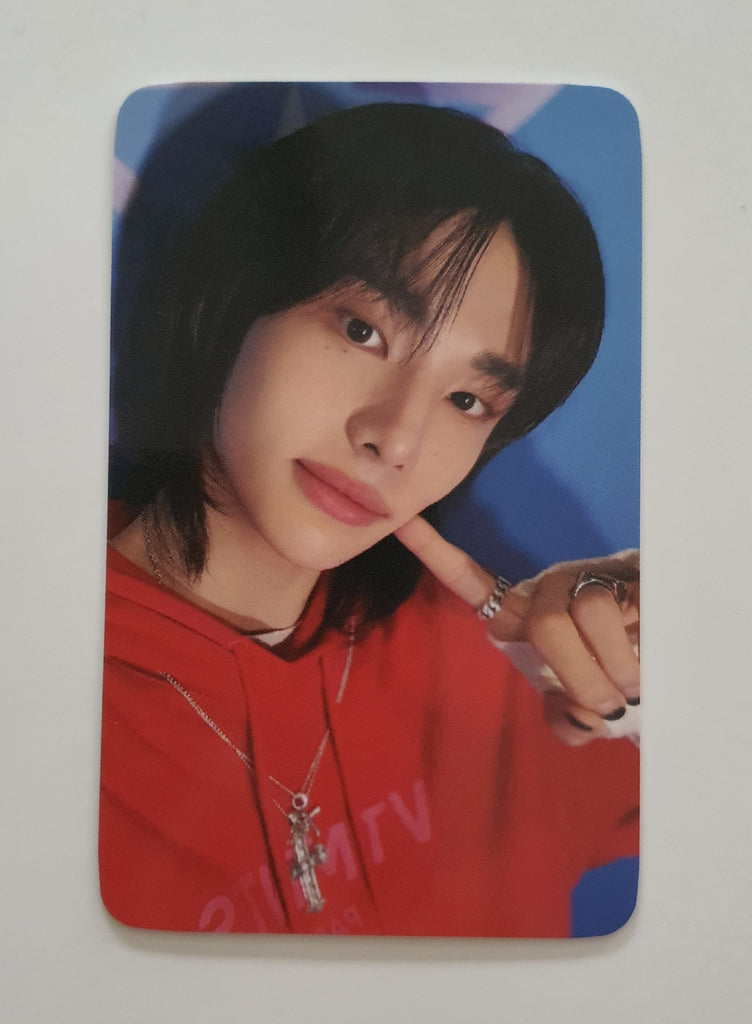 STRAY KIDS - SEASON'S GREETINGS 2025 JYP PHOTOCARD – KYYO