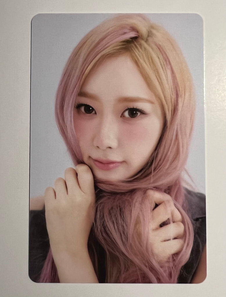 AESPA - 2025 SEASON'S GREETINGS SM PHOTOCARD – KYYO