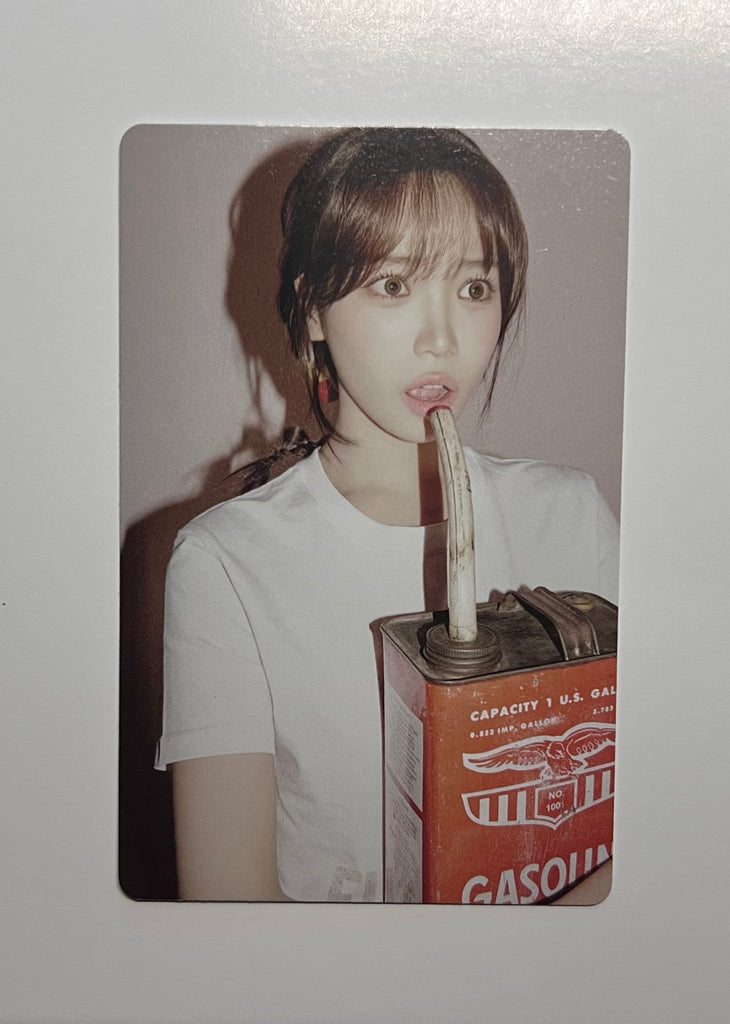 LE SSERAFIM - HOT (WEVERSE ALBUM) PHOTOCARD – KYYO