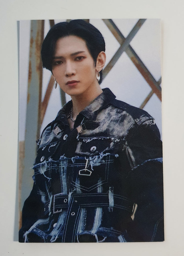 ATEEZ ZERO : FEVER Part.2 QR PHOTOCARD (YEOSANG) – KYYO