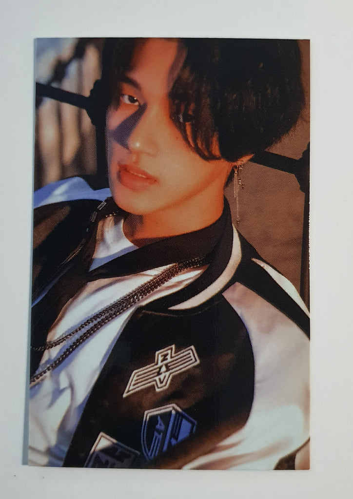 ATEEZ ZERO : FEVER Part.1 QR PHOTOCARD (WOOYOUNG) – KYYO
