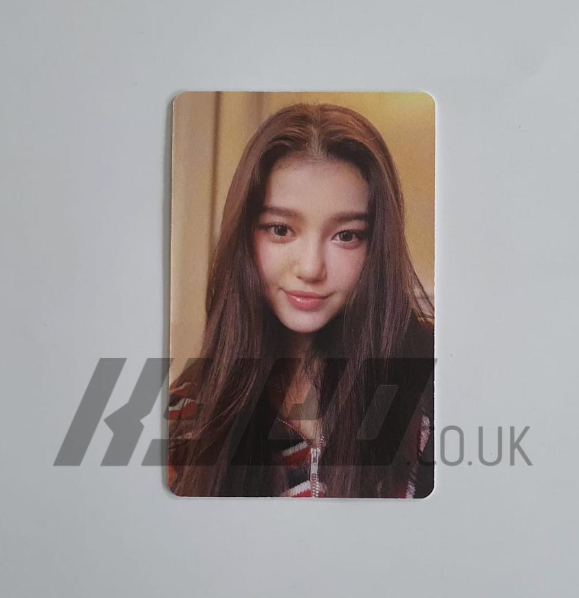 NEWJEANS - NEW JEANS OFFICIAL PHOTOCARD – KYYO