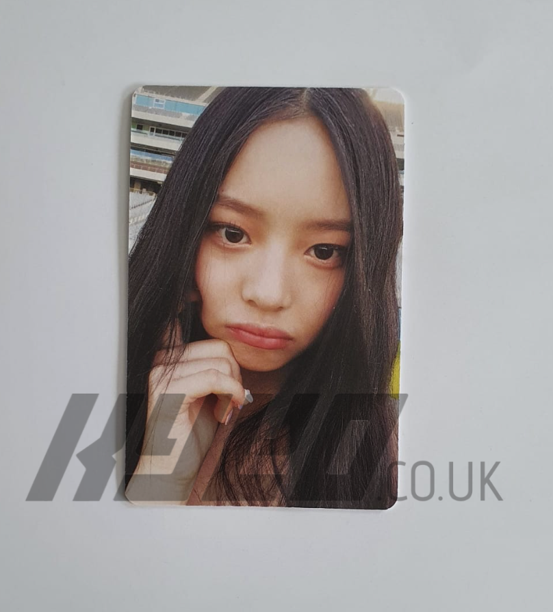 NEWJEANS - NEW JEANS OFFICIAL PHOTOCARD – KYYO
