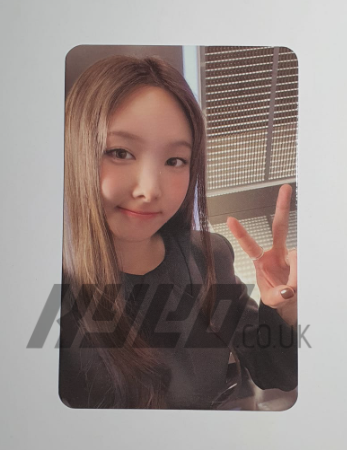 TWICE - READY TO BE OFFICIAL PHOTOCARD – KYYO