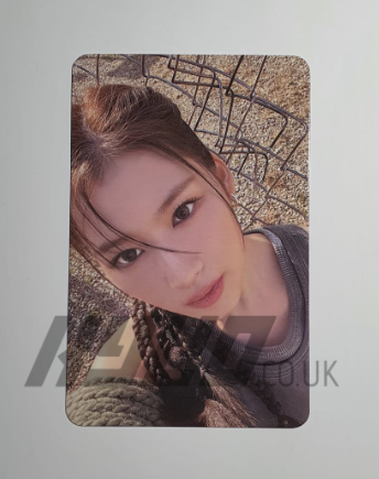 TWICE - READY TO BE OFFICIAL PHOTOCARD – KYYO