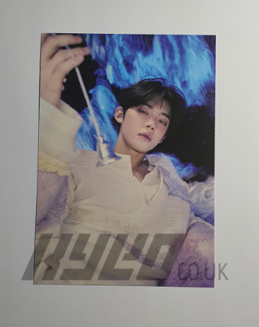 TXT - TEMPTATION OFFICIAL POSTCARD – KYYO