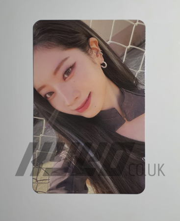 TWICE - READY TO BE OFFICIAL PHOTOCARD – KYYO